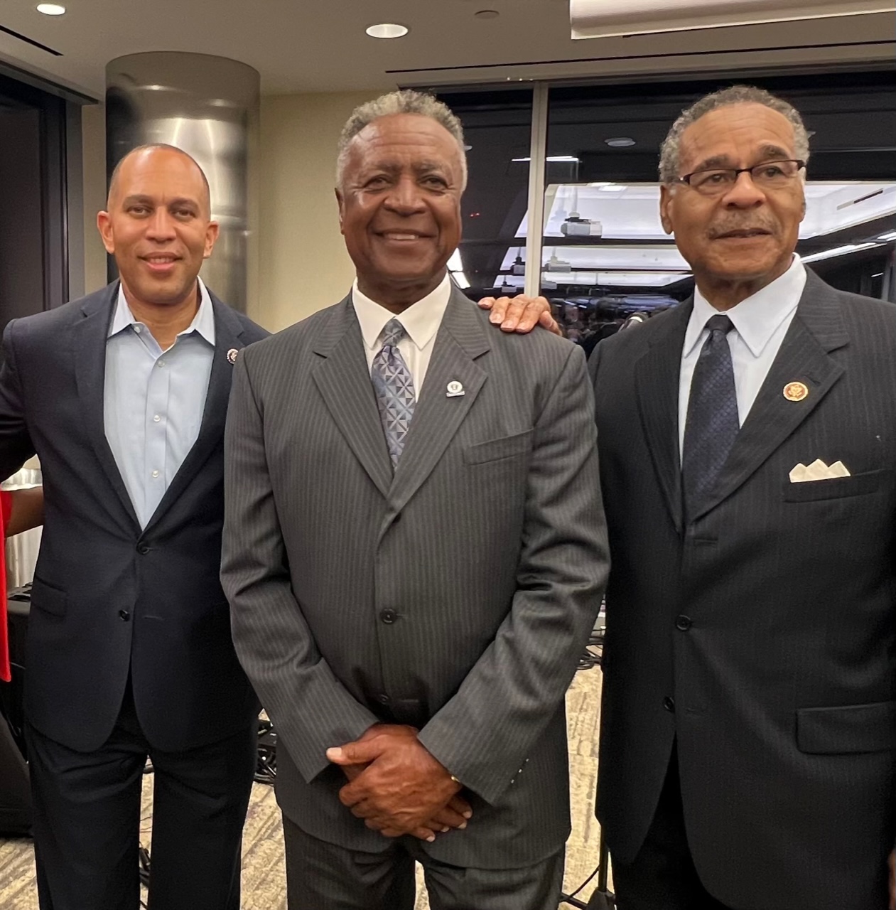 County Executive supports Congressman Jeffries for Minority Leader ...